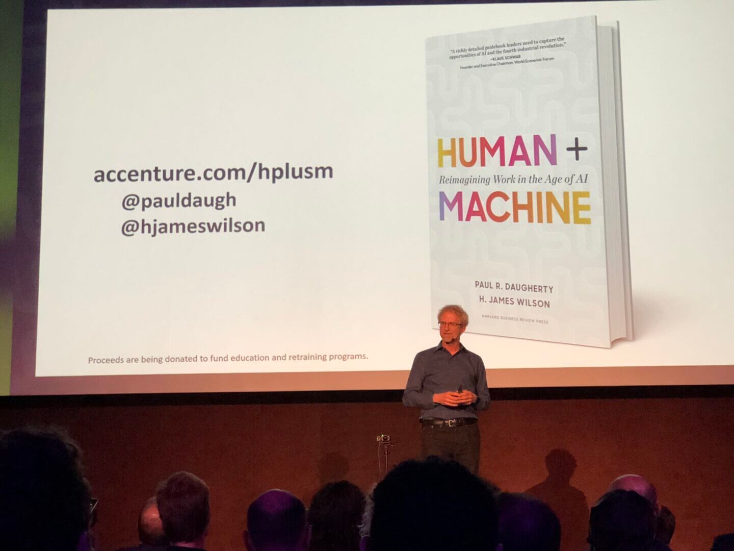 Human + Machine: verso una nuova forma di intelligenza collaborativa