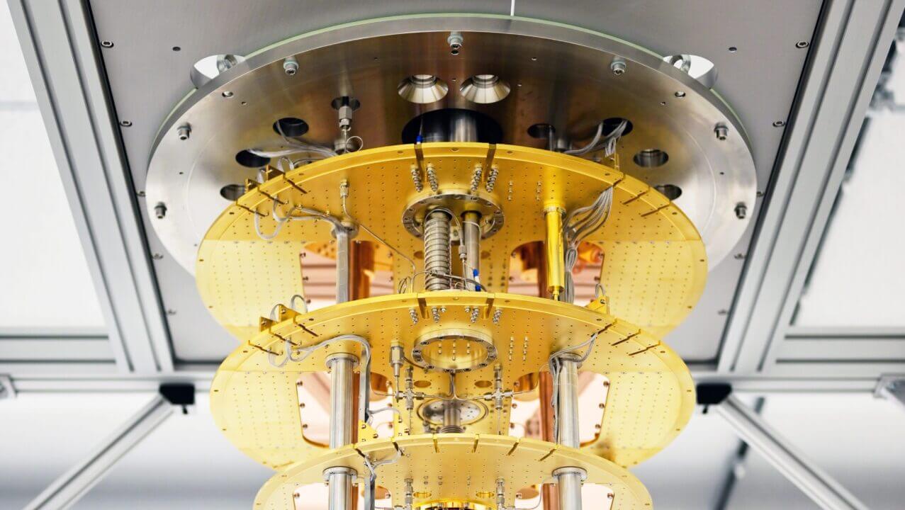 Equinix e Oxford Quantum Circuits Quantum computing - AI4Business